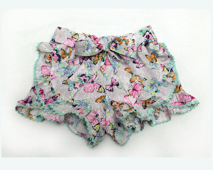 Girls ruffle edged shorts pdf sewing pattern RUFFLED SHORTS sizes 2 ...